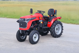 Captain 200 DI LS vs Solis Yanmar 4415 2WD Comparison