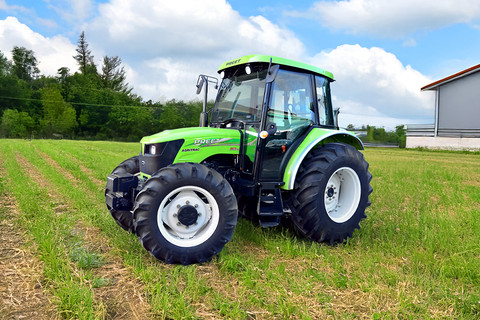 Preet 9049 AC 4WD Std Price 2025 - Tractor HP, Mileage & Specification